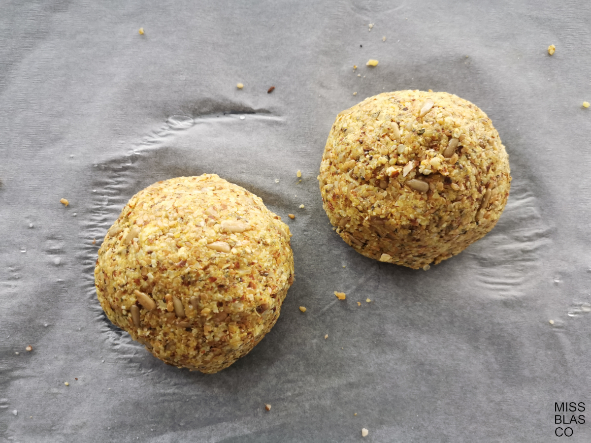 CRACKERS DE SEMILLAS CON PSYLLIUM - RECETA - MISS BLASCO