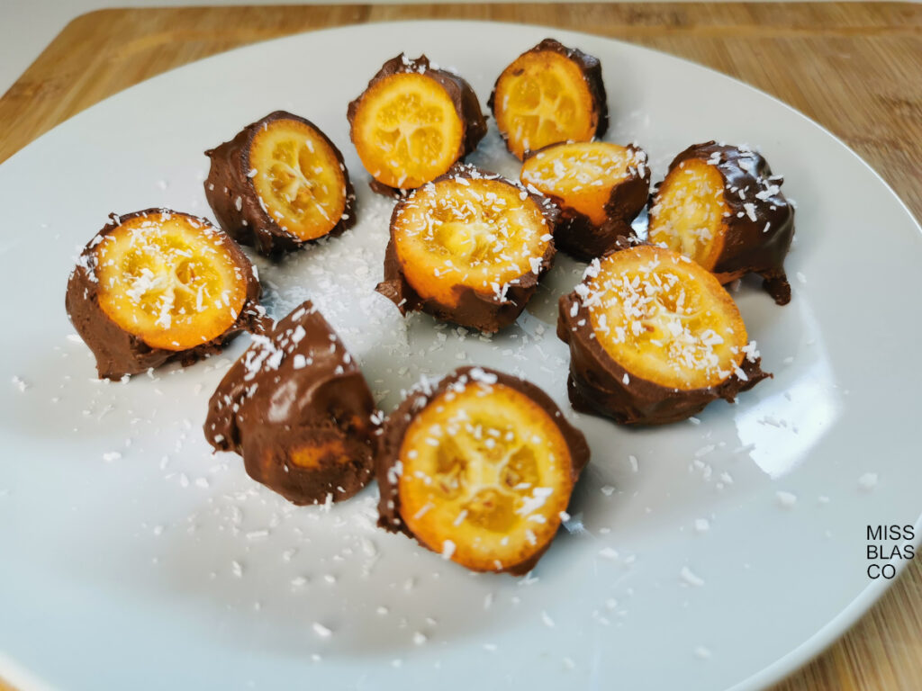 KUMQUAT CON CHOCOLATE Y COCO - RECETA - MISS BLASCO